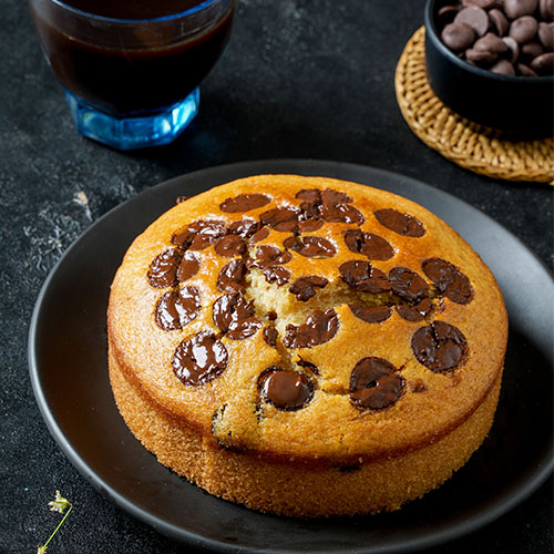 Vanilla Chocochip Cake - The Bakke Maison